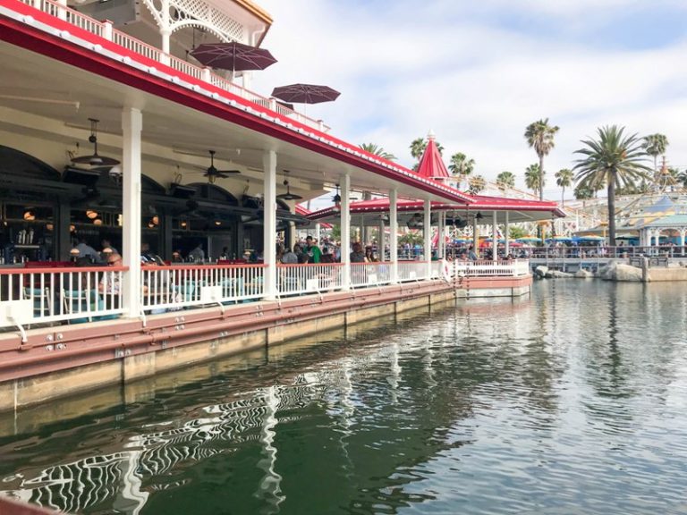 Lamplight Lounge Restaurant Review This Fairy Tale Life